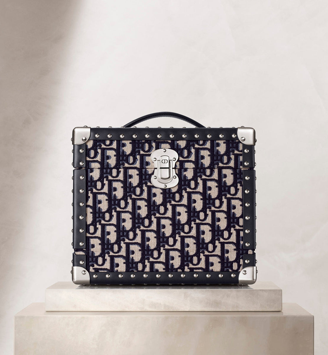 LA COLLECTION PRIVÉE CHRISTIAN DIOR FRAGRANCES TRUNK - LIMITED EDITION ...